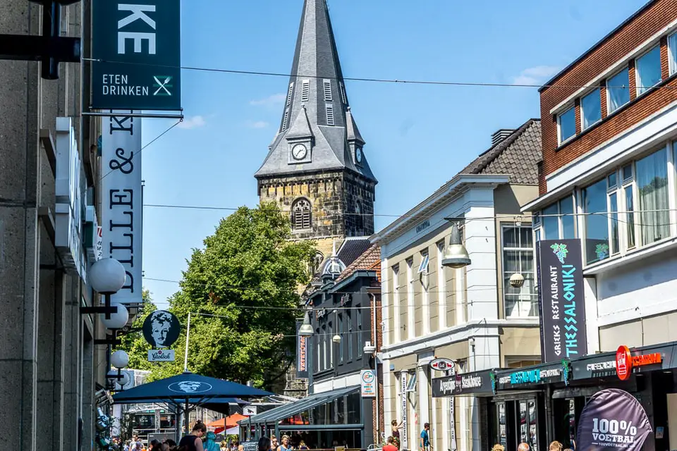 Tipps für Enschede: Sehenswürdigkeiten, Restaurants und Ausflüge