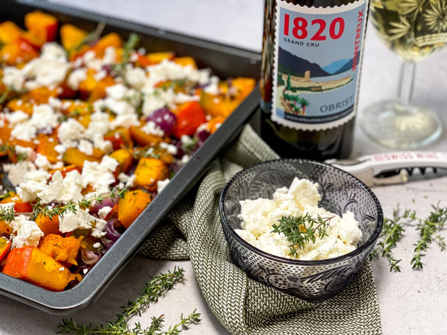 Rezept für Ofenkürbis mit Feta und Thymian - sehr lecker & schnell